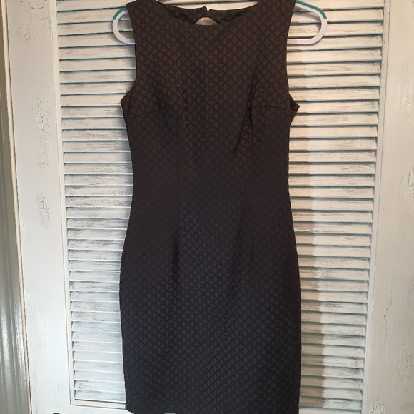 H&M | Dresses | Hm Diamond Pattern Dress With Open Back Size 8 | Poshmark